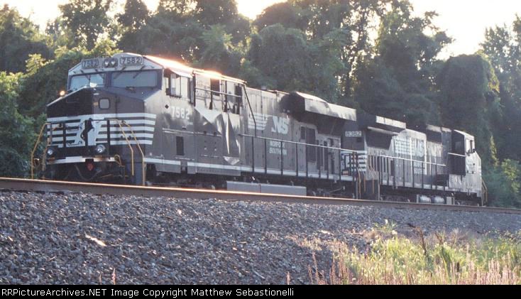 Back to Back GE Widecabs